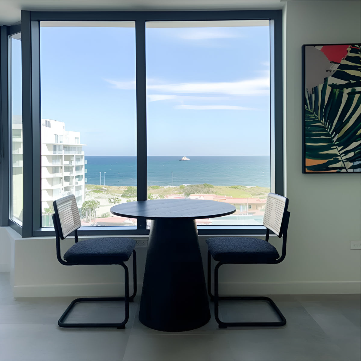 Dwen 35 Round Pedestal Console Table(Oak/Black)